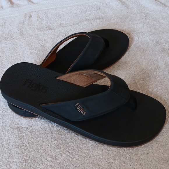 Flojos | Shoes | Nwot Flojos Mens Ultimate Comfort Thong Sandals | Poshmark